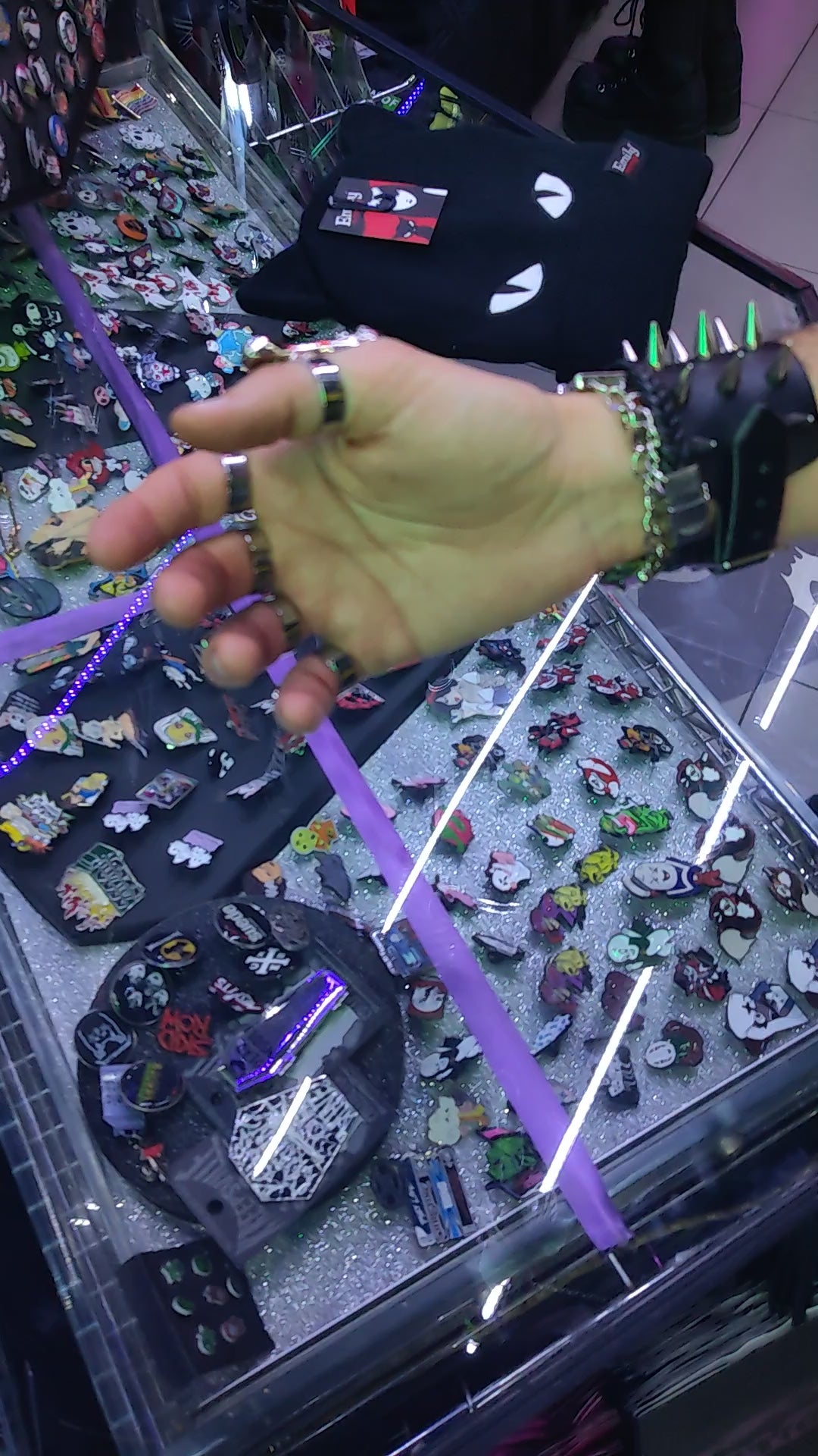 Mano scheletrica acciaio inox – Zero Stigmata